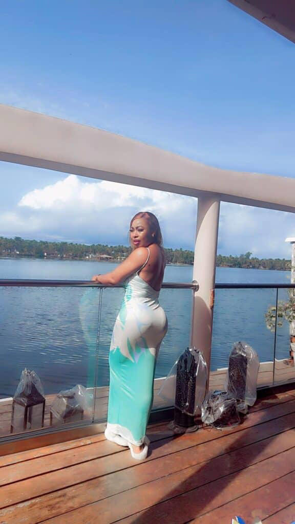 Lolo Beauté bbl opération fesses chirurgie esthétique